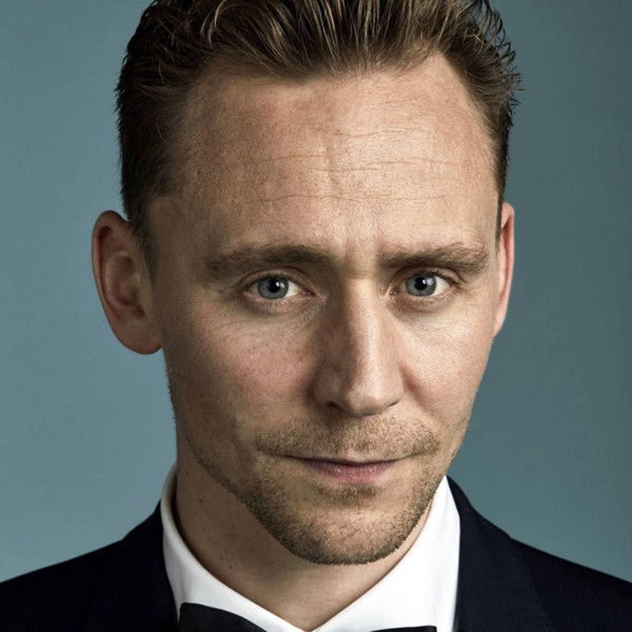 Watch Tom Hiddleston's movies and TV series Online | Stream in HD on OSN+