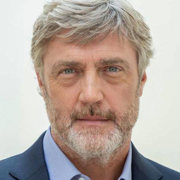 Watch Vincent Regan's movies and TV series Online | Stream in HD on OSN+
