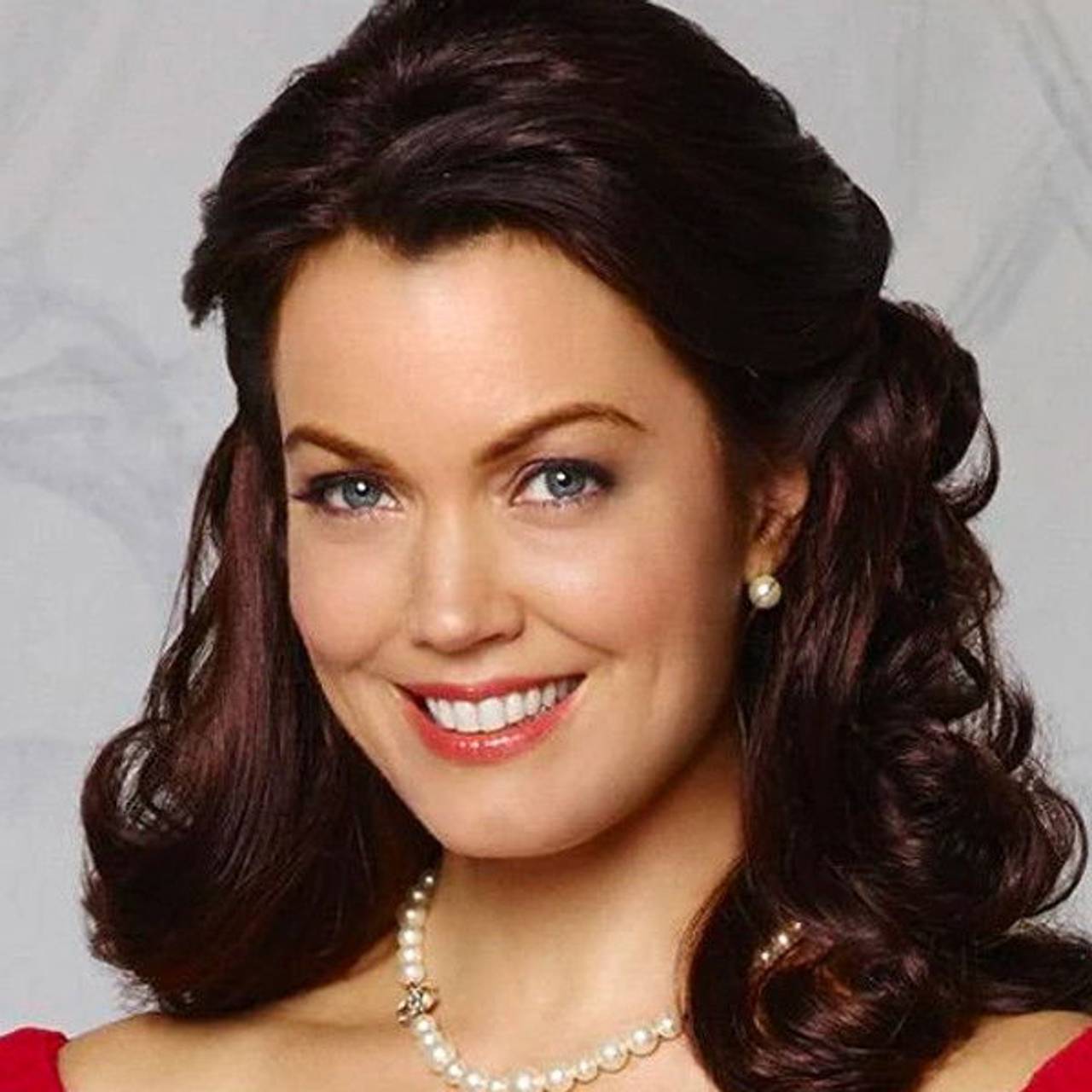 Watch Bellamy Young's movies and TV series Online | Stream in HD on OSN+