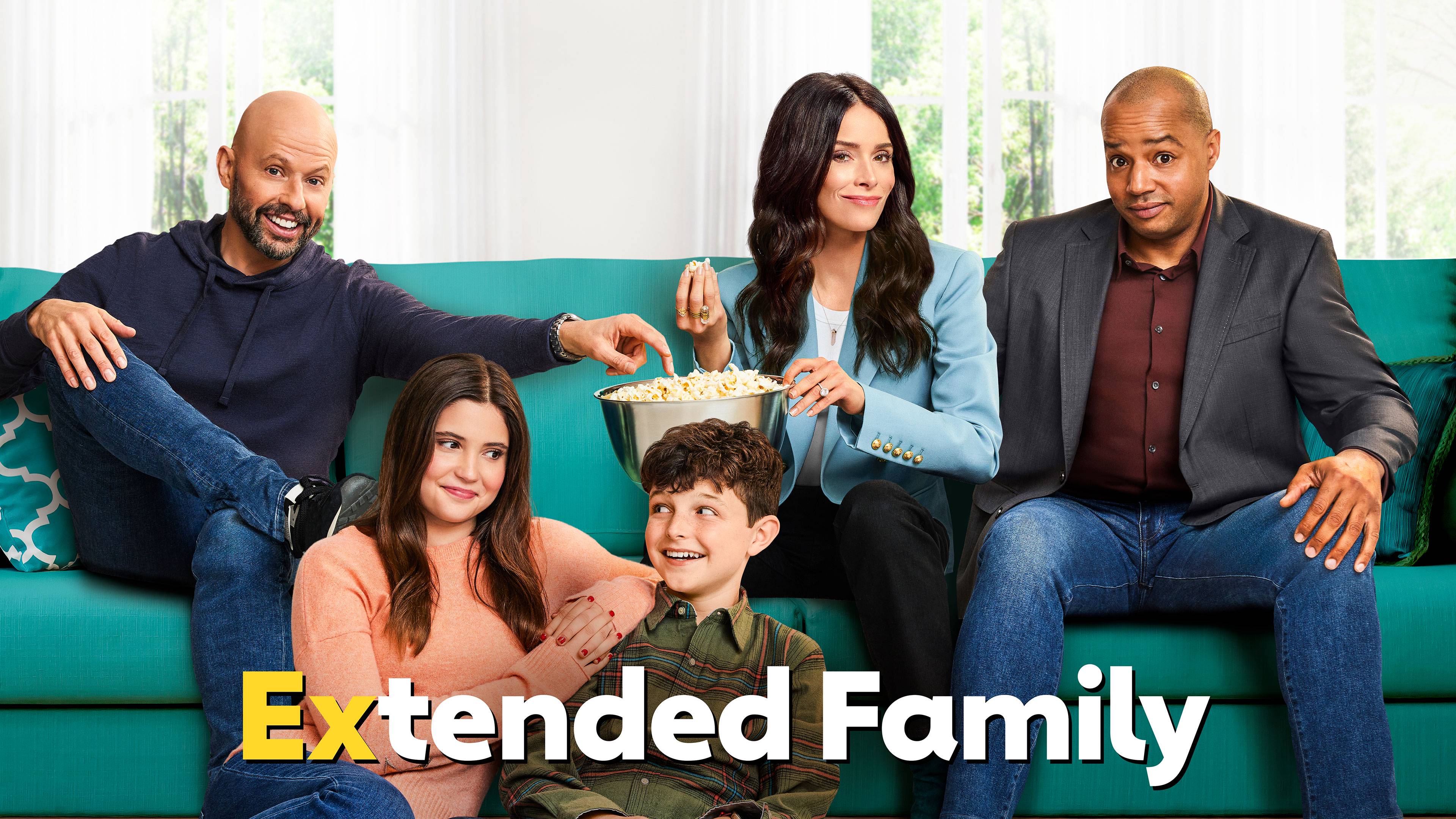 Watch Extended Family Season 1 Episode 3 Online | Available in HD on OSN+